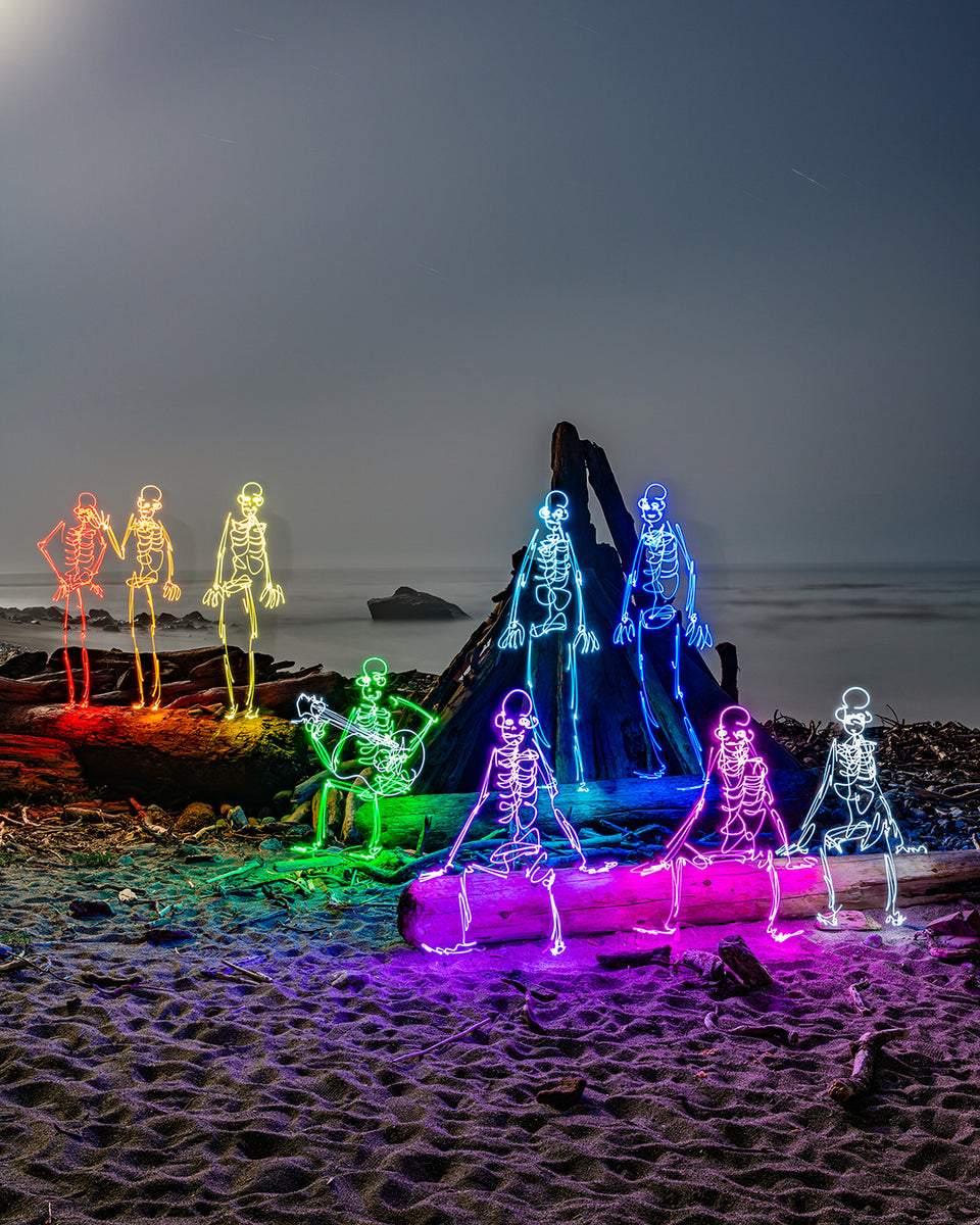 Full Moon Beach Skeletons Print – Dariustwin