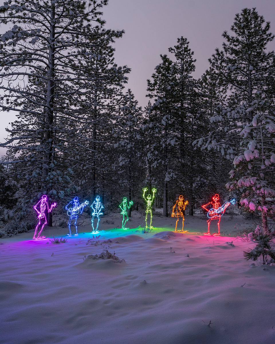 Snowy Skeleton Crew Print – Dariustwin
